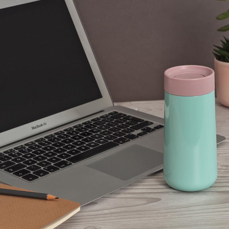 Lund London, Skittle Travel Mug 24cl Mint & Pink - Kitchnsverige.se